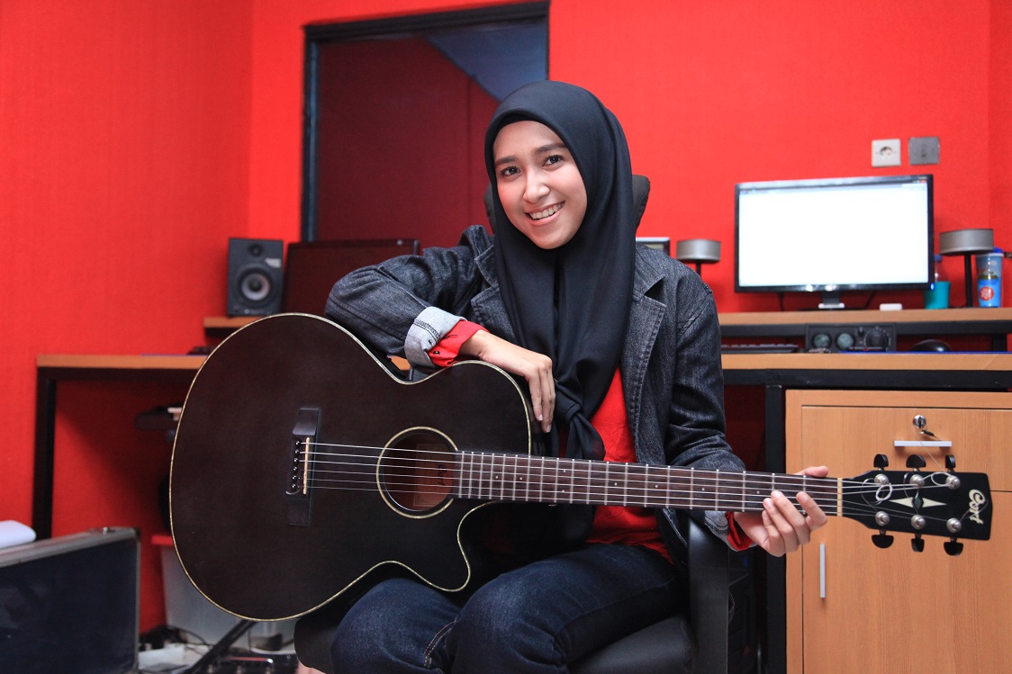 El Alice, Berdakwah Lewat Lagu ‘Alhamdulillah’ Yang Dikemas Kekinian ...